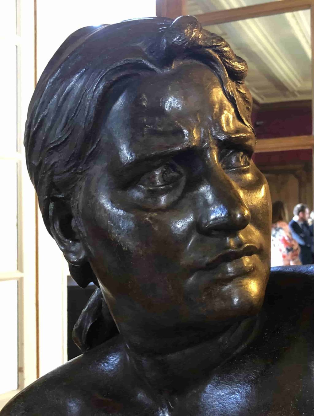 La pétroleuse vaincue, un nouveau buste au Musée d'Orsay - ItArtBag